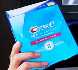 Crest Professional Effects Vs. Glamorous White: Choosing The Best Crest ...